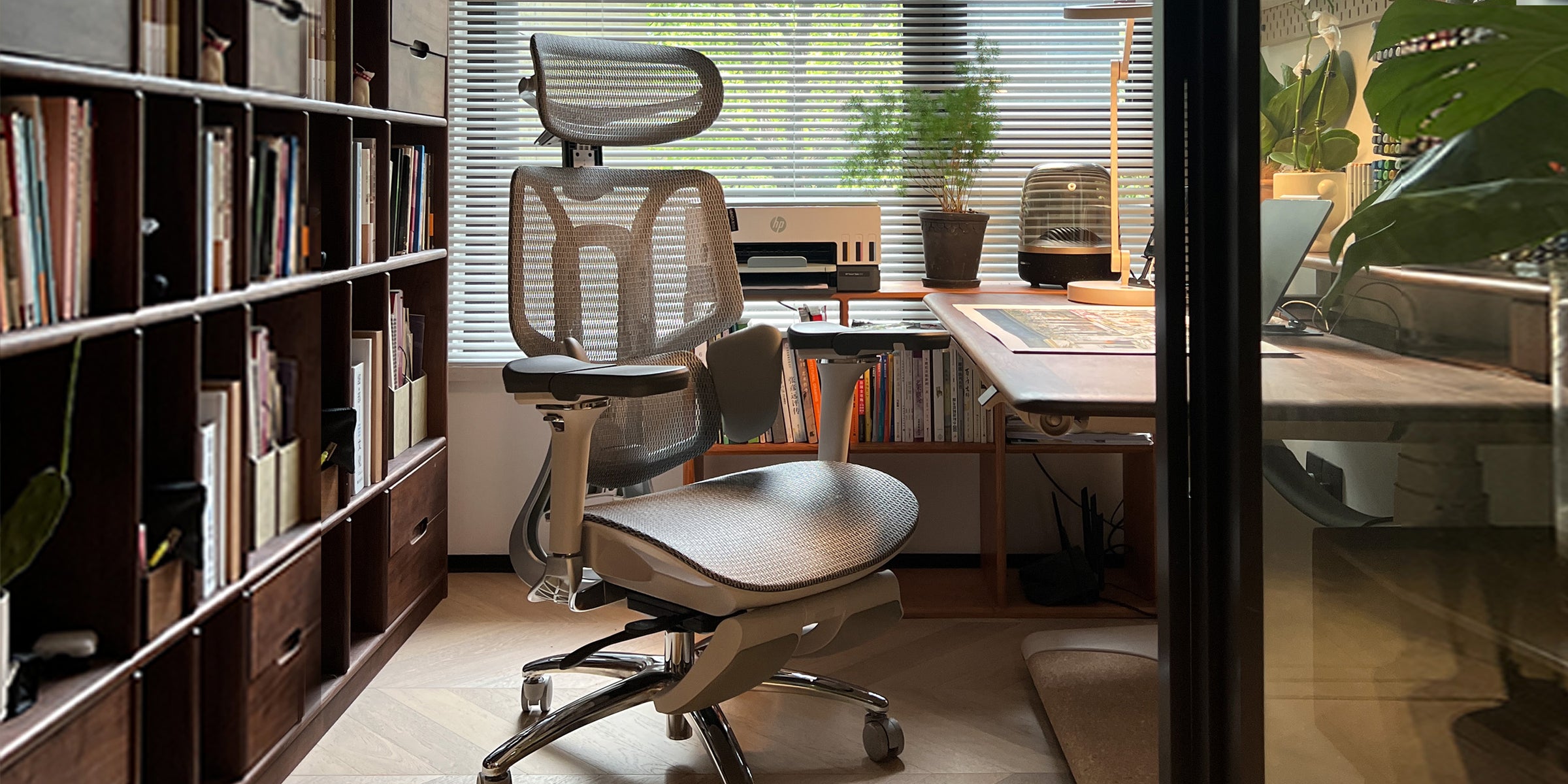 HBADA E3 Ergonomic Office Chair (With footrest) -White